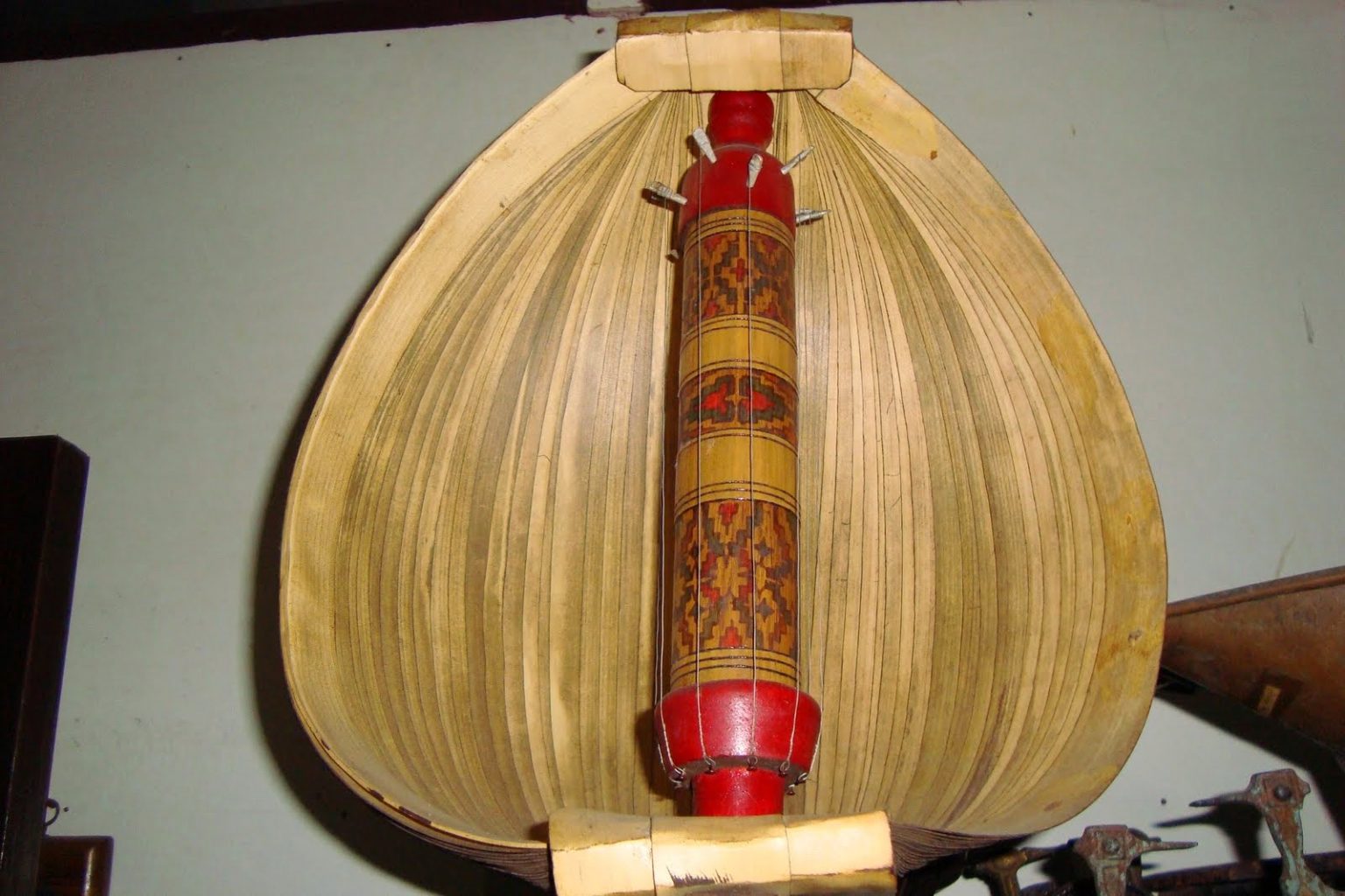 Souvenir Khas Flores Yang Unik - Sendok Kayu